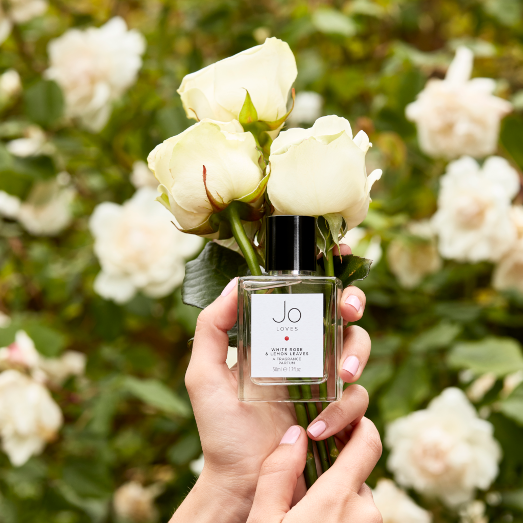 Jo Loves White Rose & Lemon Leaves Fragrance: Fresh Elegance