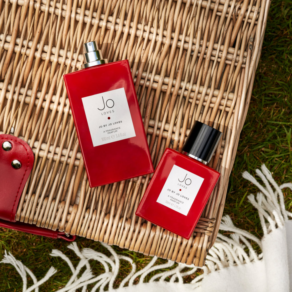 Jo Loves Jo Fragrance: Embrace Captivating Scent
