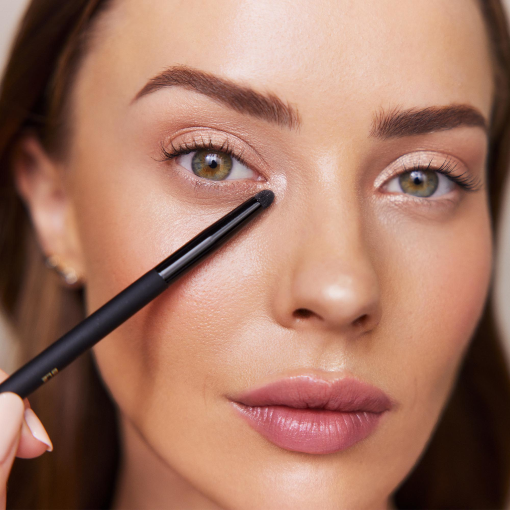 Napoleon Perdis Blending Brush - BL2 AU | Adore Beauty