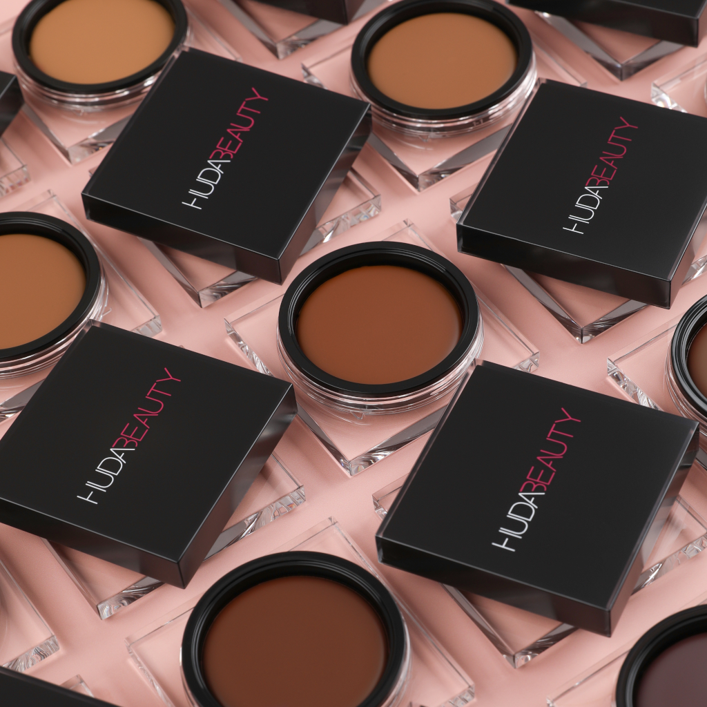Enhance Your Glow with Huda Beauty Tantour Contour Cream