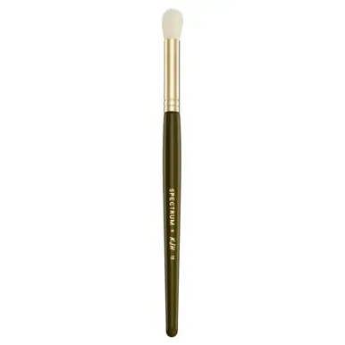 Spectrum KJH Number 10 Pro Multi-Purpose Blender Brush AU | Adore Beauty