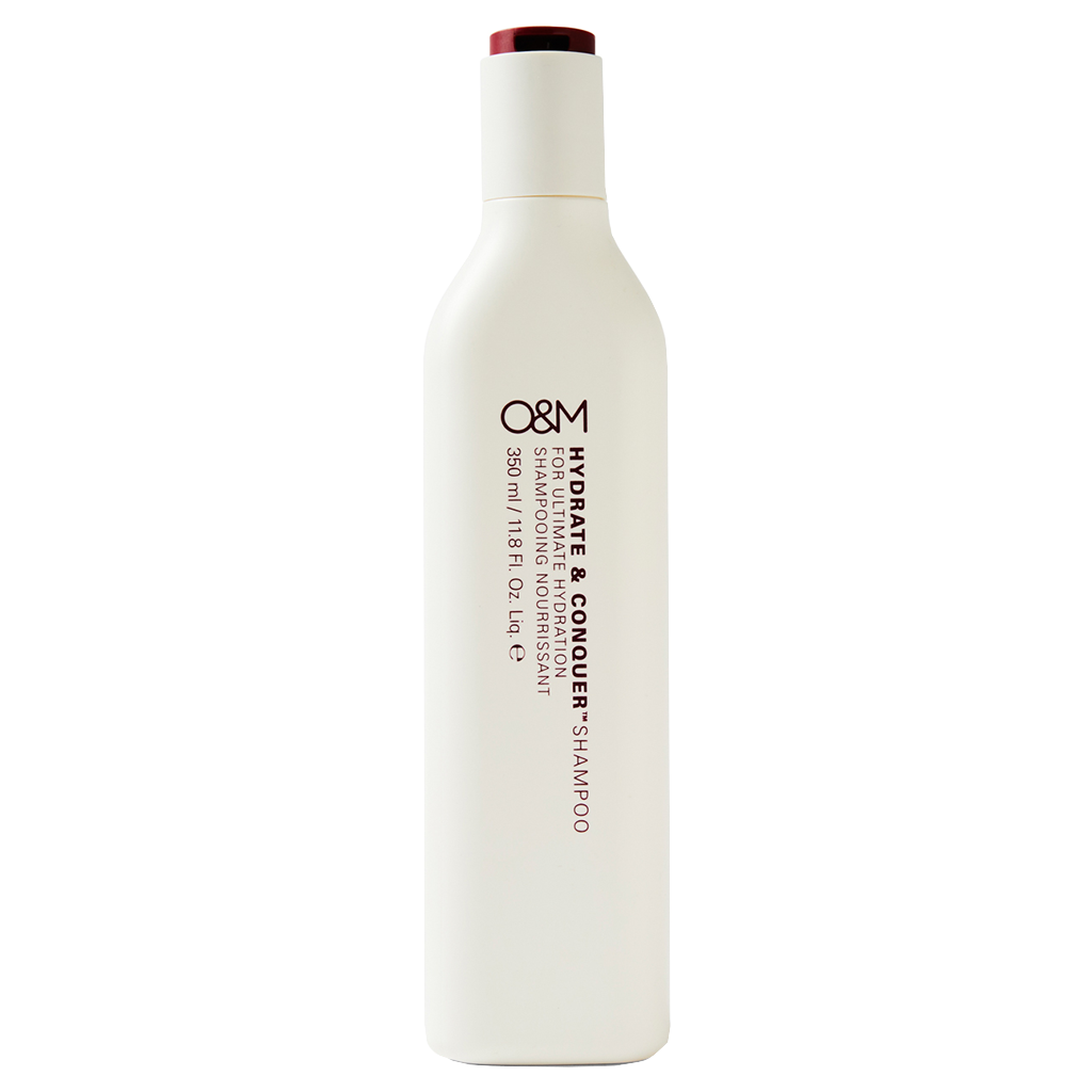O&M Hydrate and Conquer Shampoo: Nourishing Cleanse