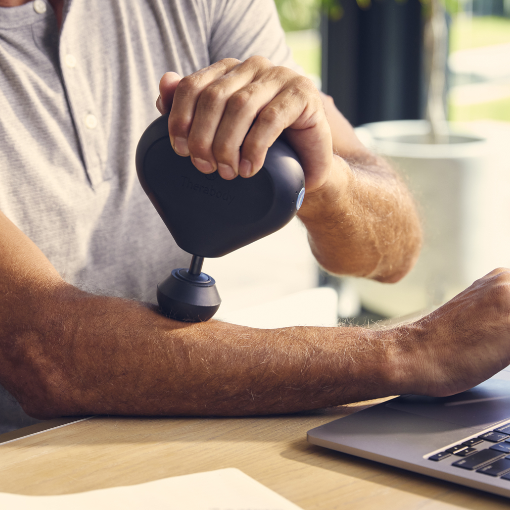 Therabody Theragun mini 2.0 - Black - Adore Beauty