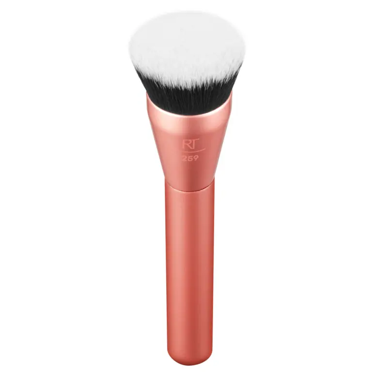 Real Techniques Glow Round Base Brush - Flawless Foundation Finish