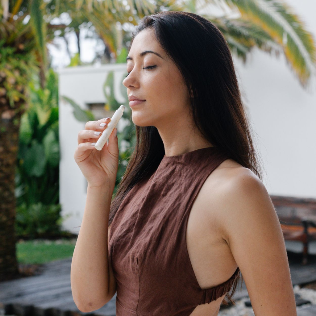 iKOU Aromatherapy Roll-On Breathe Wellness - Adore Beauty