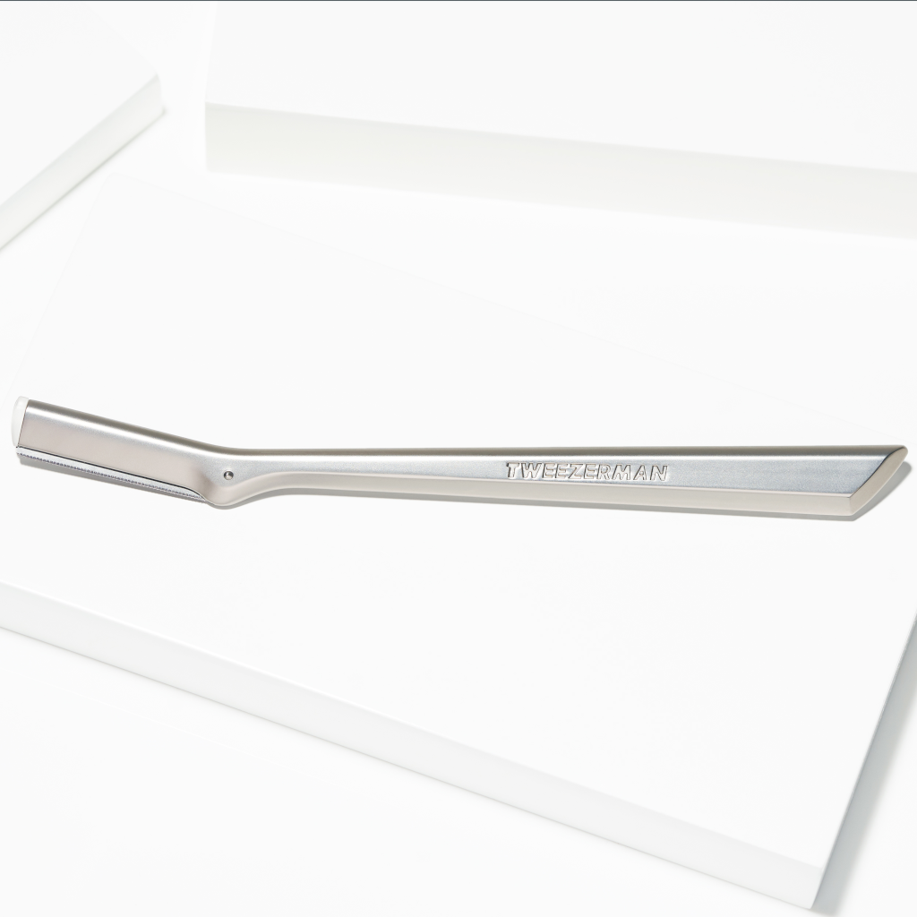 Tweezerman Facial Razor - Adore Beauty